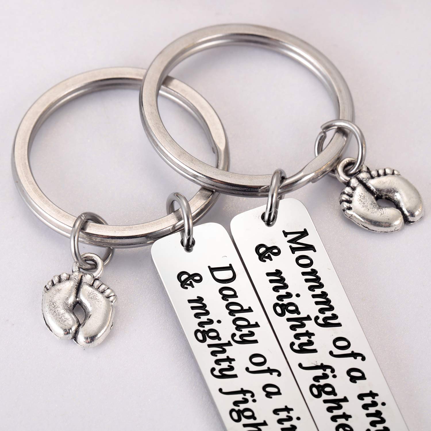 Ralukiia NICU Dad Mom Preemie Baby Gift - Mommy/Daddy of A Tiny Mighty Fighter Keychain Support NICU Parents Care Basket Neonatal Intensive Care Unit Gift