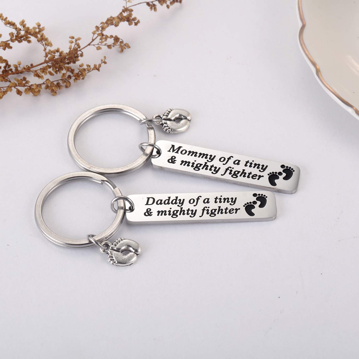 Ralukiia NICU Dad Mom Preemie Baby Gift - Mommy/Daddy of A Tiny Mighty Fighter Keychain Support NICU Parents Care Basket Neonatal Intensive Care Unit Gift