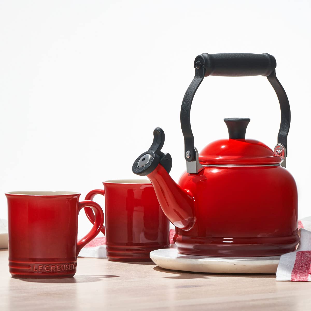 Le Creuset Enamel On Steel Demi Kettle & Stoneware Set of 2 Mugs, 1.25 qt. Kettle & (2) 14 oz. Mugs, Cerise