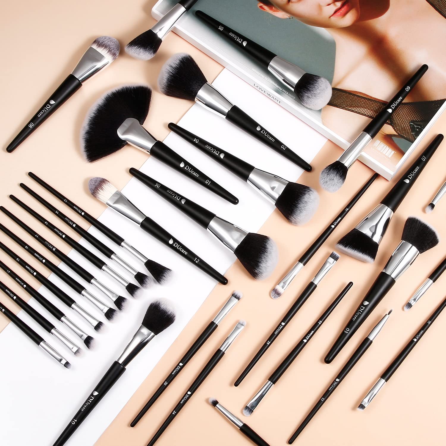 DUcare Makeup Brushes Professional 32Pcs Make up Brushes Set Premium Synthetic Kabuki Foundation Blending Brush Face Powder Blush Concealers Eye Shadows