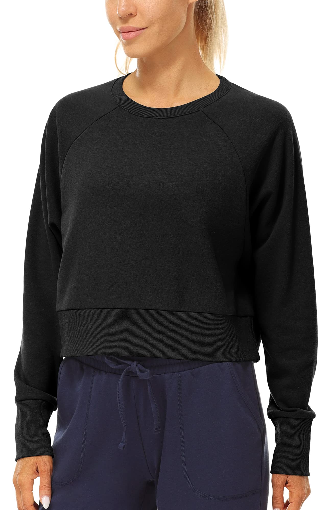 icyzone Cropped Crewneck Sweatshirt for Women, Casual Long Sleeve Pullover Tops for Spring Fall Winter (Medium, Black)