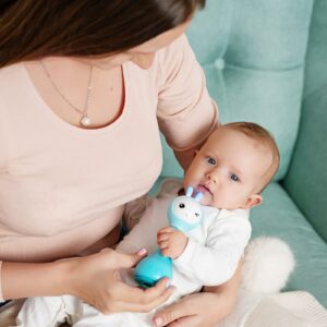 alilo Bunny Smart Baby Rattle Toys Teether Light-Up Rattles Music Stories Lullabies All-in-one - Encourage Developmental Milestones 0-24 Months for Babies Infants Newborns (Smarty Bunny, Blue)