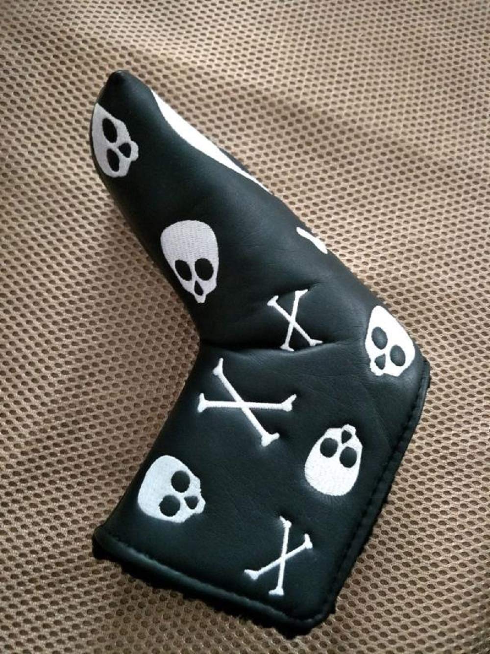 DNYAN Golf PU Leather Blade Putter Cover Skull Bones Headcover with Veclro Fastening for putters All Brands Taylormade Scotty Cameron Titleist Callaway Ping,Black