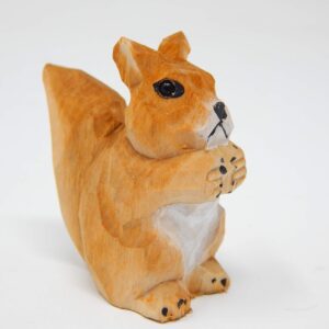 Selsela Squirrel Figurine Garden Statue Home Decoration Miniature Wood Forest Critter Art Mini Carved Small Animal