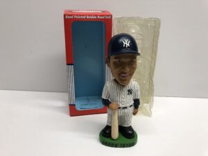 derek jeter (pinstripes) new york yankees bobblehead limited edition mlb bobble