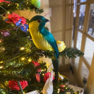 LWINGFLYER 7.8" Blue Artificial Parrot Foam Feathered Parrot Clip on Bird for Shoulder Prop Pirate Costume Decoration Christmas Tree Ornament Modern Home Garden Decor