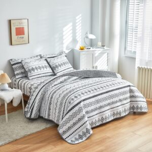 Flysheep 2-Piece Bohemian Geometric Twin Quilt Set for Kids, Aztec White n Black Boho Striped Summer Lightweight Bedspread/Coverlet Set, Brushed Microfiber for All Season - 68" x 86"