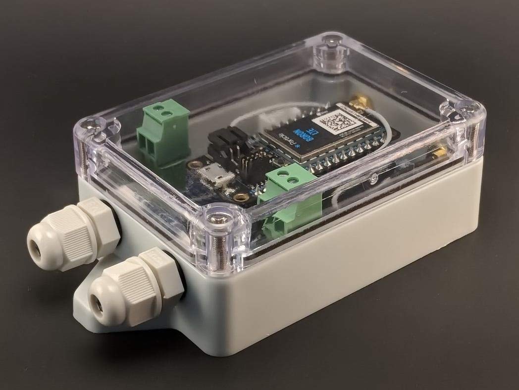 qBoxMini DIY IOT Enclosure Kit (Two SMAs), IOT Enclosure for Arduino MKR Feather ESP32 Cellular LoRa WiFi Board, Waterproof IP65 Enclosure with Glands, prototyping PCB and Two SMA connectors