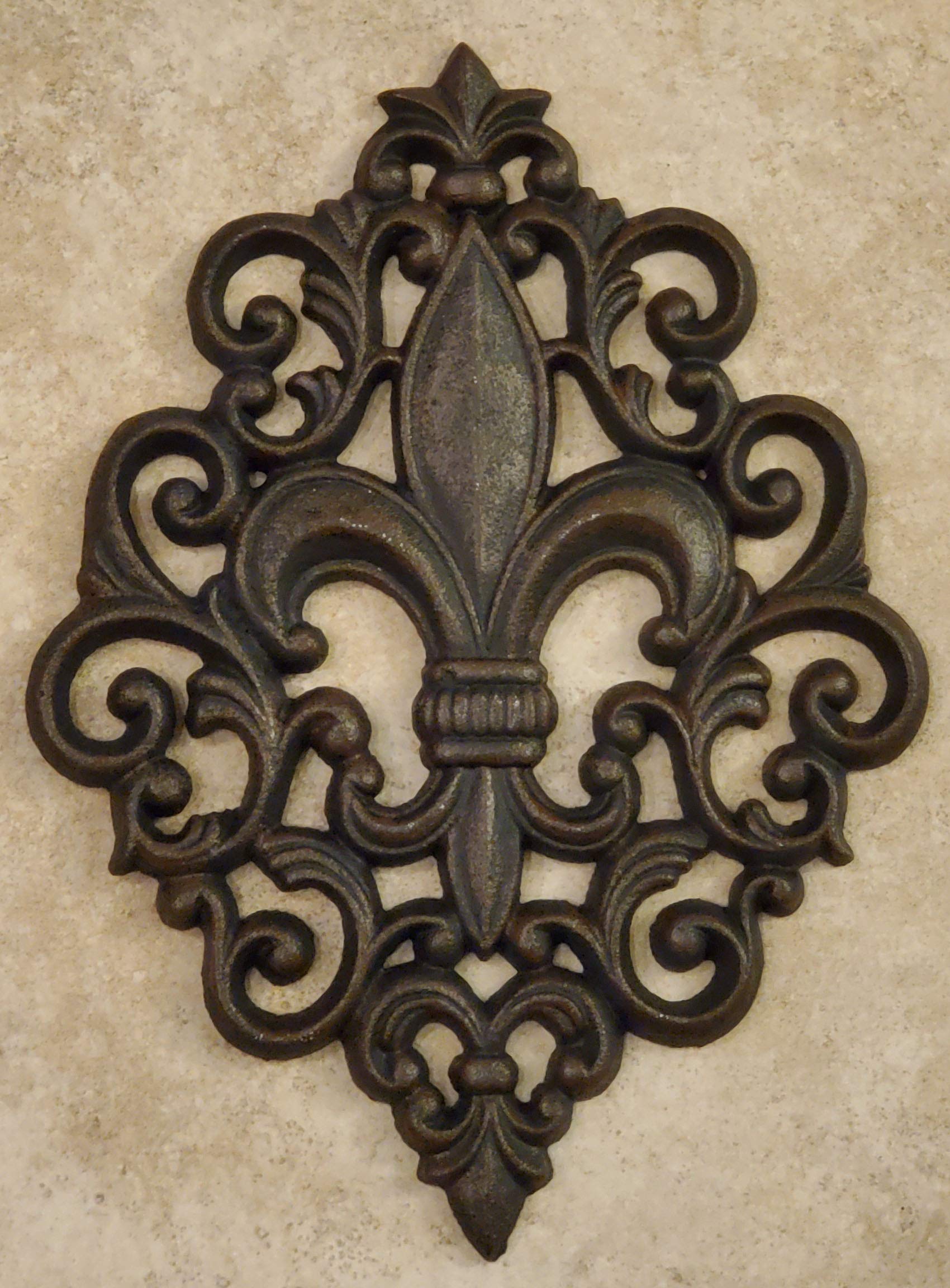 Lulu Decor, Cast Iron 14" Fleur De Lis Decoration Plaque (Antique Black)