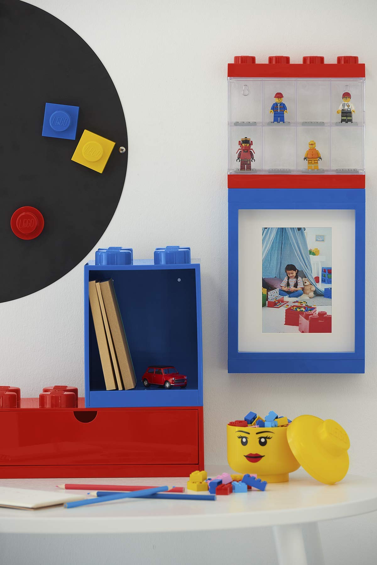 Room Copenhagen Lego Brick Set with 4-Stud and 8-Stud Box Shelves, Red