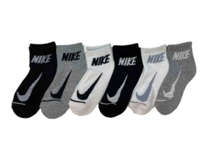 nike boy`s cushioned quarter socks 6 pack (black(bn0508-042)/white/grey, 5-7(kids 10c-3y))