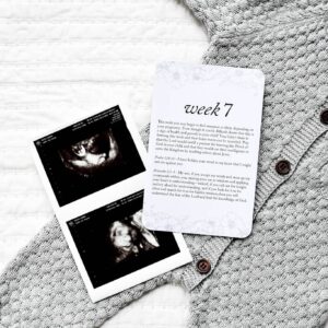 Pregnancy Prayer Cards for Parents/Grandparents (20 Cards) by Duncan & Stone - One-of-a-Kind Pregnancy Congratulations Gift - Bible Verse Cards - New Mom Essential (Black & White, Without Stand)