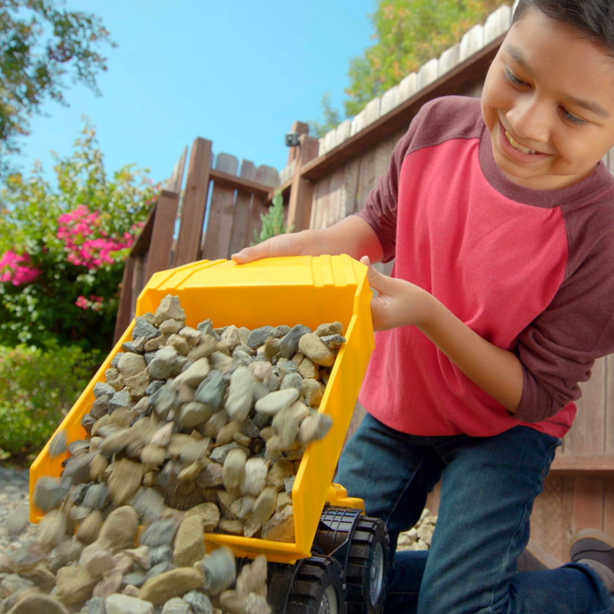 Xtreme Power Dump Truck - Motorized Extreme Construction Vehicle Truck for Boys & Kids Who Love Building Toys – Load Up Dirt, Toys, Wood, Rocks – Indoor & Outdoor Play – Spring Summer Fall Winter