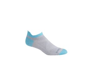 wrightsock women specific coolmesh ii blister free socks - lightweight, breathable for all day travel lt grey/scuba, medium