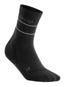 cep reflective mid cut compression socks, men