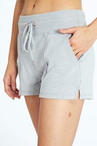 marika moxie pocket short, heather gray, large