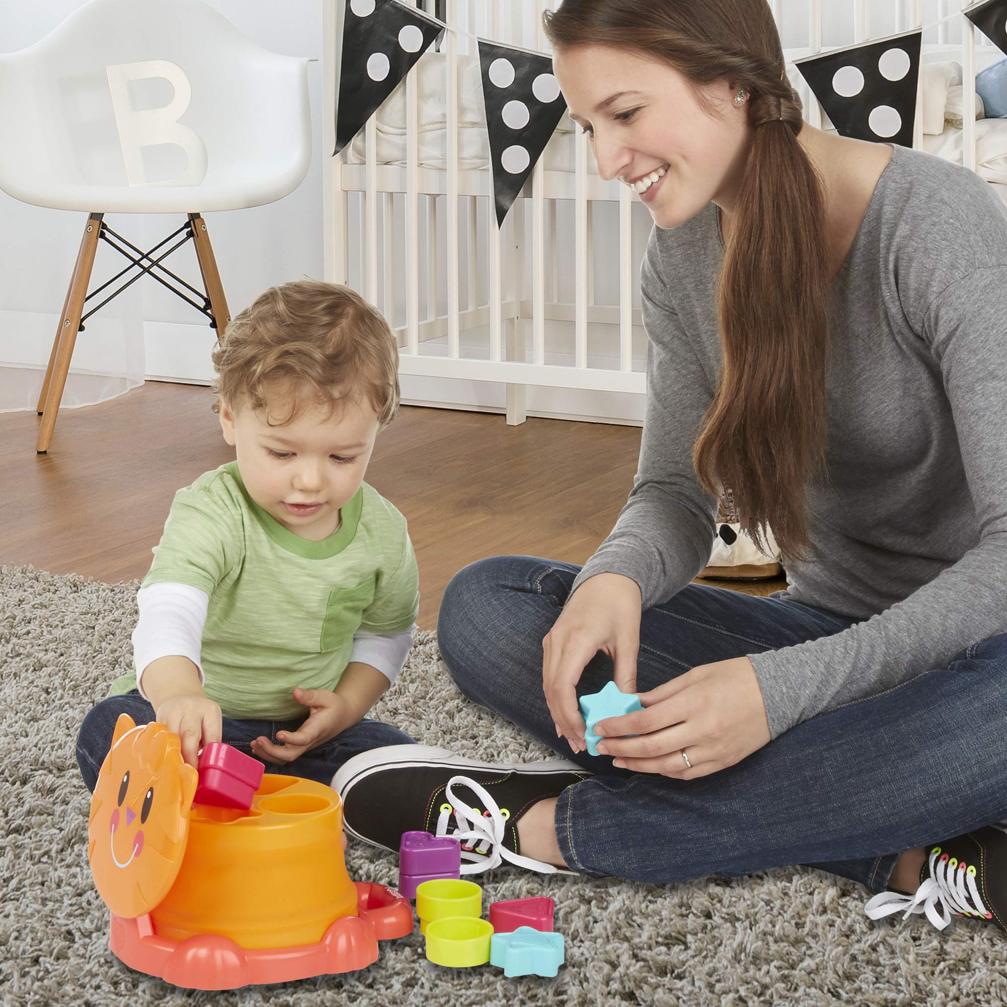 Playskool Pop Up Shape Sorter Toy for Toddlers Over 18 Months with Take-Apart Shapes for Matching, Collapsible for Storage (Amazon Exclusive)