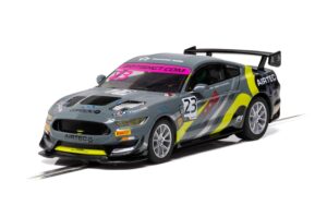 scalextric ford mustang gt4 british gt 2019 1:32 slot car c4182