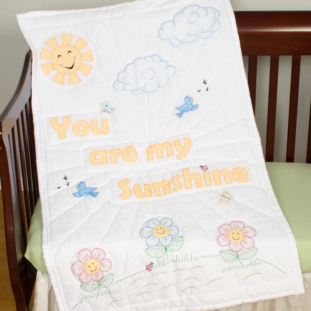 Jack Dempsey Needle Art You are My Sunshine Baby Quilt, White, Crib