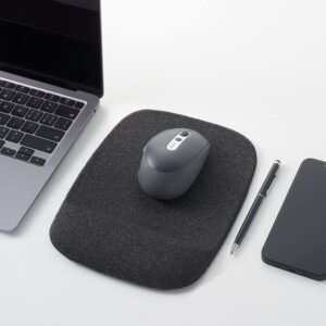 STAPLES 24339943 Mouse Pad with Gel Wrist Rest Black (53326)