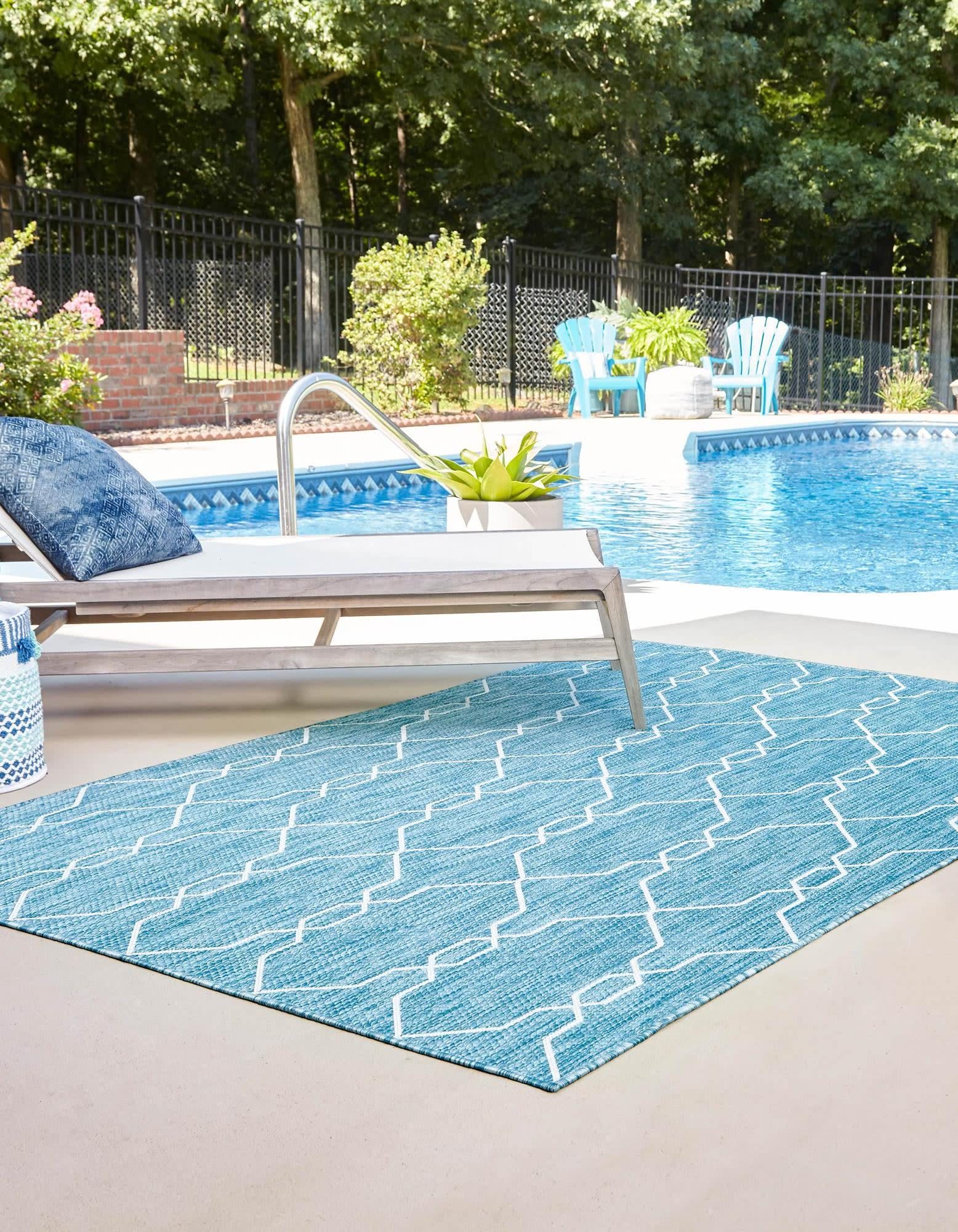 Unique Loom Outdoor Trellis Collection Area Rug - Links Trellis (9' x 12' Rectangle, Light Aqua/ Ivory)