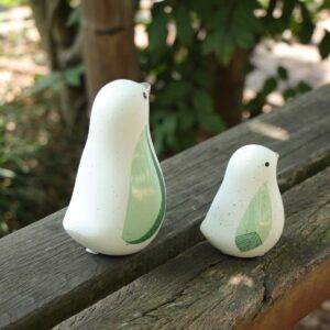 Unique Sitting Birds Figurines with Green Leaf Wings , Animal Statues, Home Garden Décor Tabletop Ornament A (Set of 2)