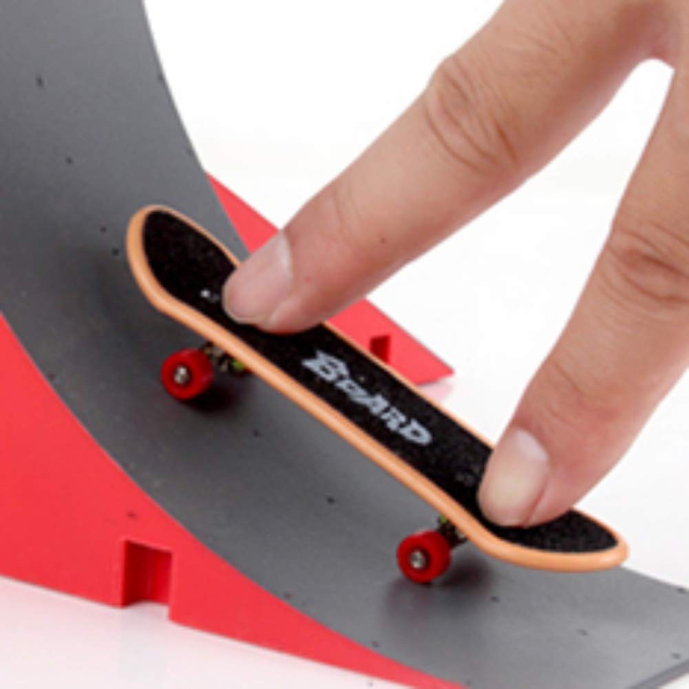 Forart Mini Fingerboards Finger Skateboard Ultimate Sports Training Props with Ramp Set, Novelty Desktop Finger Skateboard Toys for Kids Adults(Random Color Skateboard)