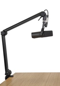 gator frameworks deluxe desk-mounted broadcast microphone boom stand for podcasts & recording, integrated xlr cable (gfwbcbm3000), black