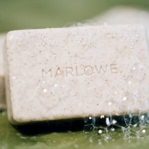 MARLOWE. No. 102 Men's Body Scrub Soap 7 oz, Warm Santal Scent, Best Exfoliating Bar for Men, Made with Natural Ingredients, Apricot Seed Powder, Shea Butter, Olive Oil, Green Tea Extracts