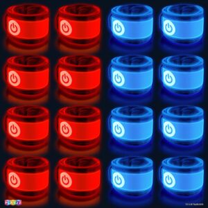 Play22 American Capture The Flag Glow in The Dark Game - Capture The Flag Game Up to 14 Players - Capture The Flag Set Includes 14 Bands, 16 Team Lights, 2 Flags - Great Outdoor Gift - Original