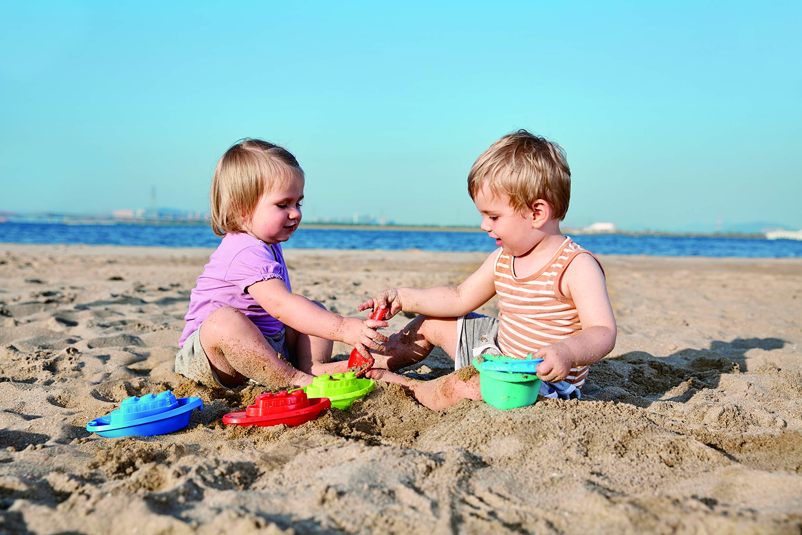 Hape E4091 Beach and Bath Boats