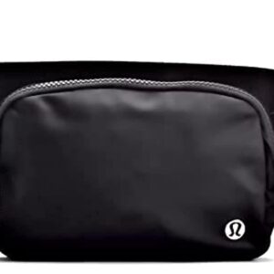 Lululemon Athletica Everywhere Belt Bag, Black, 7.5 x 5 x 2 inches