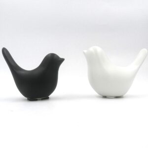 SuDuoLa Scandinavian Decor Bird Decor (Minimalist Decorations Modern Sculptures White Doves Birds Figurine) Home Decor Crafts Ceramic Birds Gifts (Black and White) 2Pcs