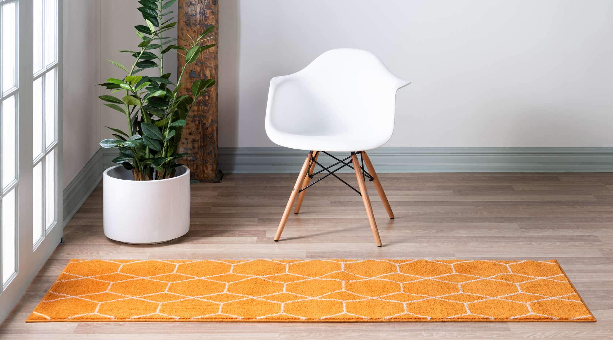 Unique Loom Trellis Frieze Collection Area Rug - Geometric (2' x 6' 1" Runner, Orange/ Ivory)