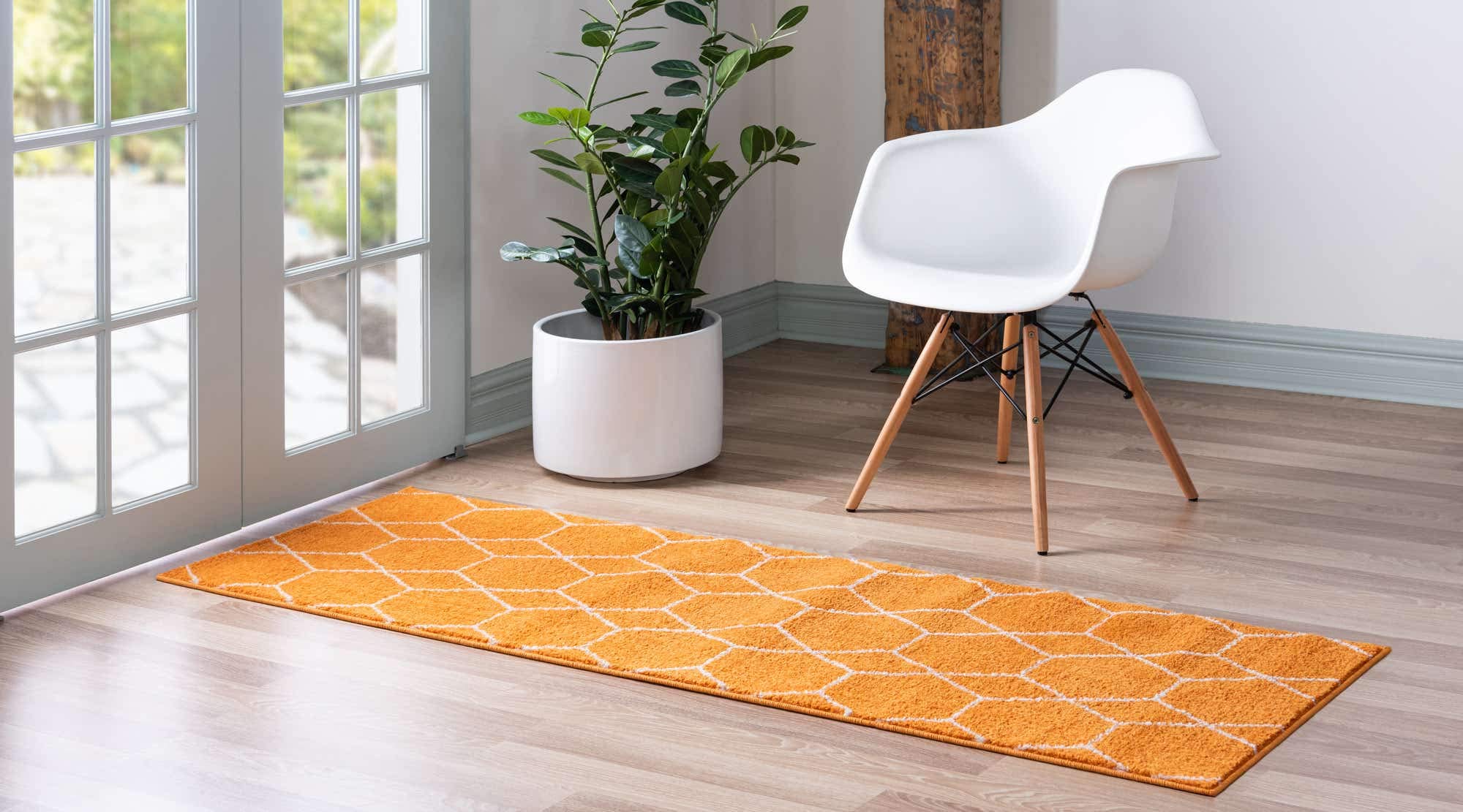 Unique Loom Trellis Frieze Collection Area Rug - Geometric (2' x 6' 1" Runner, Orange/ Ivory)