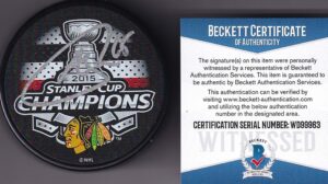 beckett - bas andrew shaw autographed signed 2015 chicago blackhawks stanley cup champions official licensed puck