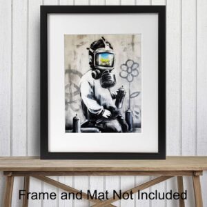 Banksy Urban Street Mural 8x10 Wall Decor Picture - Contemporary Modern Art Graffiti Decoration for Home, Apartment, Office, Bedroom, Dorm, Living Room - Gift for Women, Teens