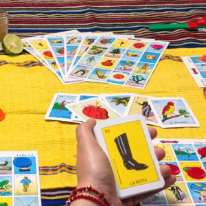 Loteria Mexican Bingo Game Kit - Loteria Bingo Game for 20 Players - Includes 1 Deck of Cards and Boards - with 100 Bingo Chips - for The Entire Family - Great for Learning Spanish.