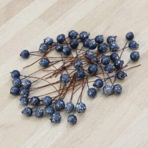 Healifty Christmas Berry Pick 50pcs Christmas Artificial Berries Stems Blue Holly Floral Picks for DIY Crafts Christmas Flower Arrangement Wreaths Holiday Decor Christmas Artificial Berry