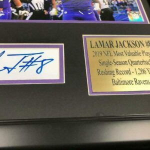 LAMAR JACKSON BALTIMORE RAVENS Facsimile Autographed REPRINT Framed 8x10 Photo