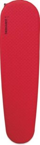 therm-a-rest prolite plus self-inflating camping and backpacking sleeping pad, regular - 20 x 72 inches, cayenne