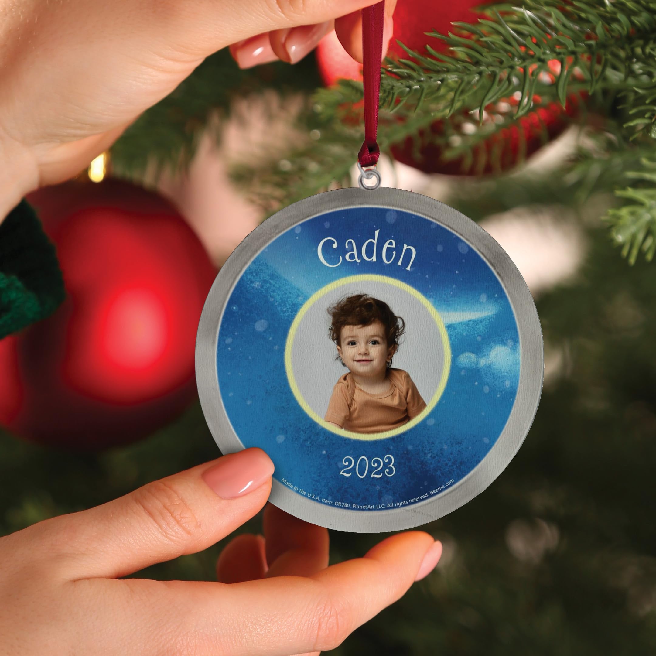 A Christmas Dream for Me - Personalized Children's Story with Ornament- I See Me!