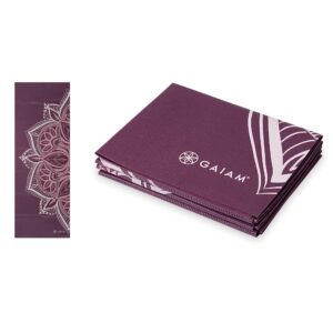 gaiam yoga mat folding travel fitness & exercise mat | foldable yoga mat for all types of yoga, pilates & floor workouts, cranberry point, 2mm