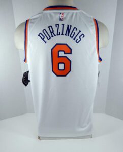 youth new york knicks kristaps porzingis #6 white assoc jersey swingman s nike