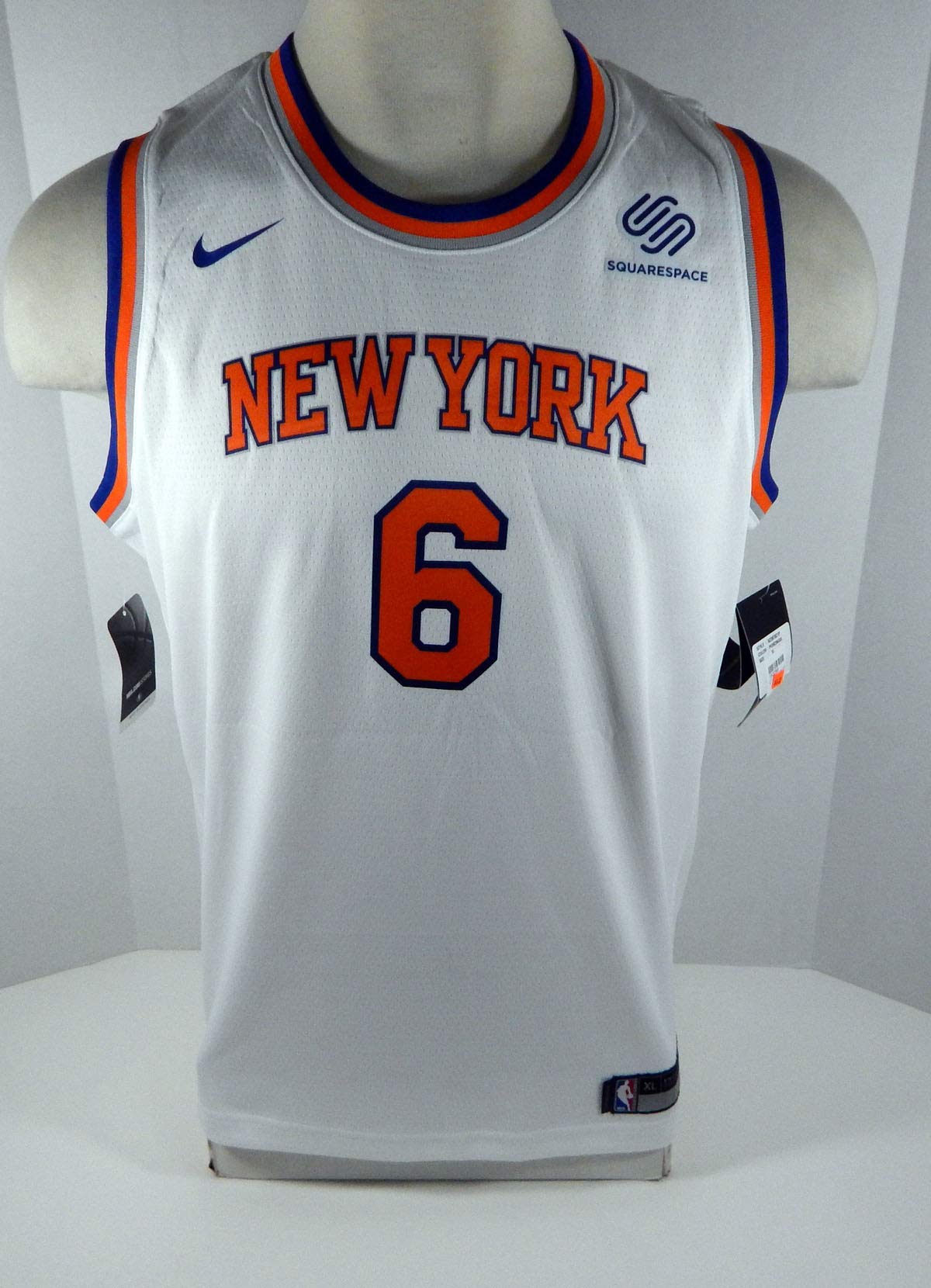 Youth New York Knicks Kristaps Porzingis #6 White Assoc Jersey Swingman S Nike