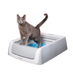 petsafe scoopfree crystal pro self-cleaning cat litterbox - never scoop litter again - hands-free cleanup with disposable crystal tray - less tracking, better odor control - includes disposable tray