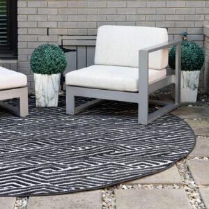 Unique Loom Sabrina Soto Outdoor Collection Modern, Vibrant, Carved Area Rug, 8 ft x 8 ft, Black/Ivory