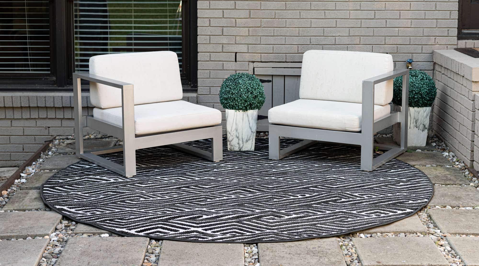 Unique Loom Sabrina Soto Outdoor Collection Modern, Vibrant, Carved Area Rug, 8 ft x 8 ft, Black/Ivory