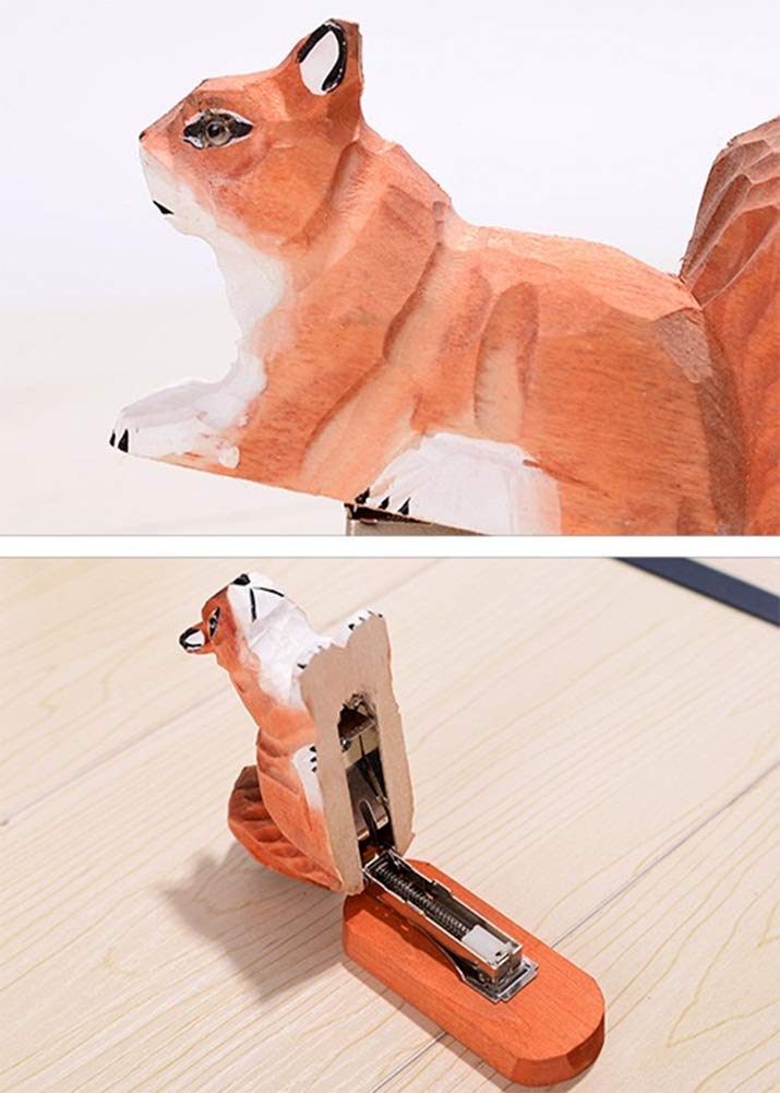 Booluee Vivid Handmade Wood Carving Cartoon Animal Mini Desktop Stapler with 1000 Pcs No.12 Staples for Office School Stationery Gift for Children (Tiger)