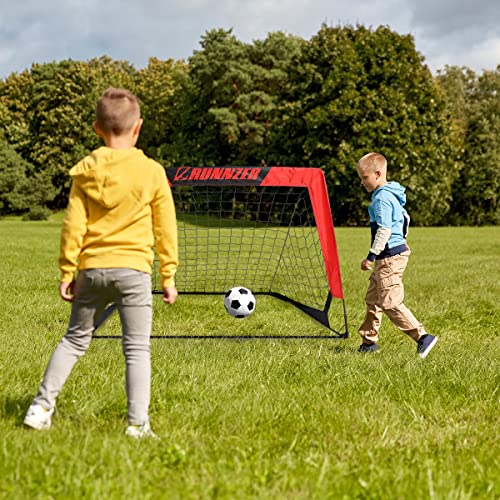 L RUNNZER Kids Soccer Goal, Pop Up Soccer Goal Net for Backyard, Set of 2 with Portable Carrying Case